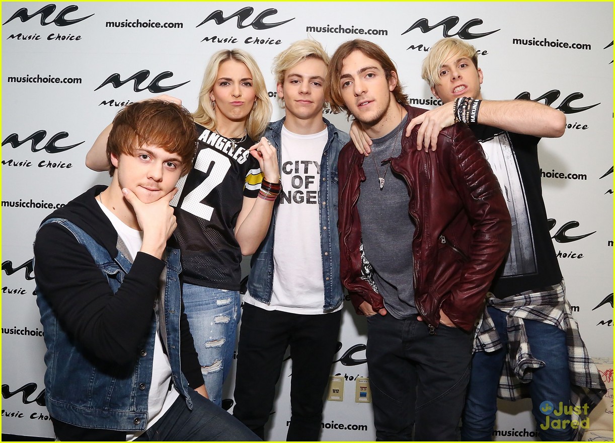 R5 Gets Silly and Answers Some Fan Questions! | Photo 669158 - Photo ...