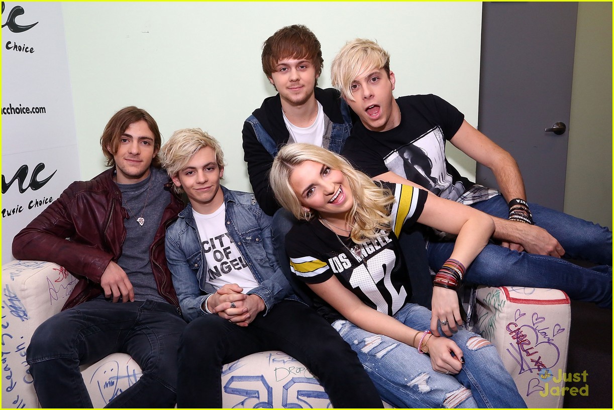 R5 Gets Silly and Answers Some Fan Questions! | Photo 669161 - Photo ...