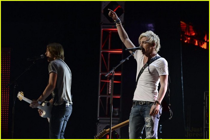 R5 Win Best Band at Radio Disney Music Awards 2014! | Photo 668295 ...