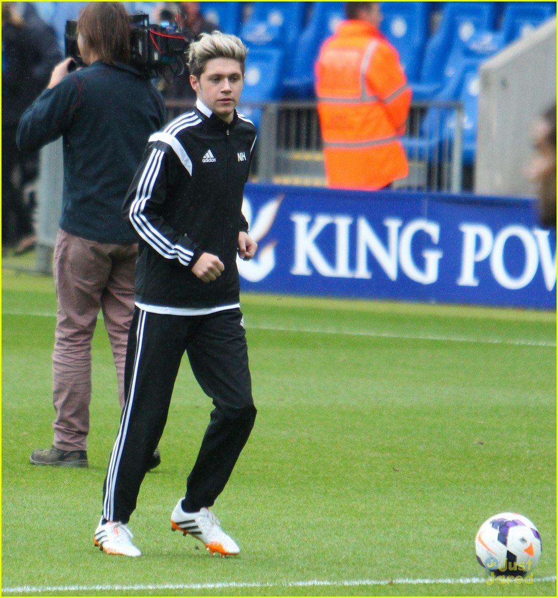 One Direction Shows Off Major Skills in Charity Soccer Game for Irish ...