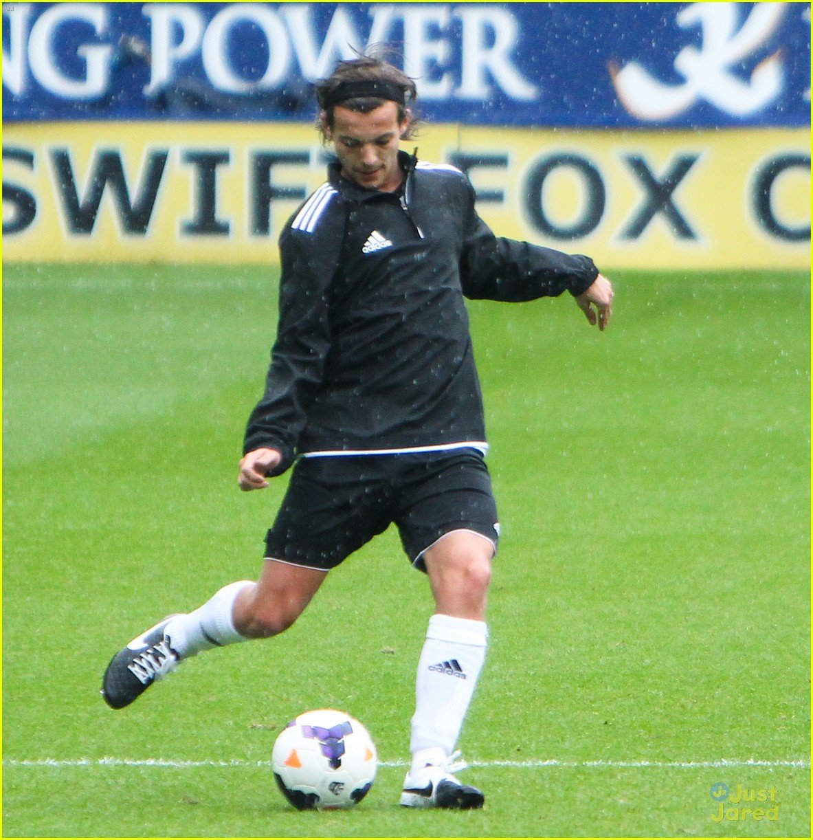 One Direction Shows Off Major Skills in Charity Soccer Game for Irish ...
