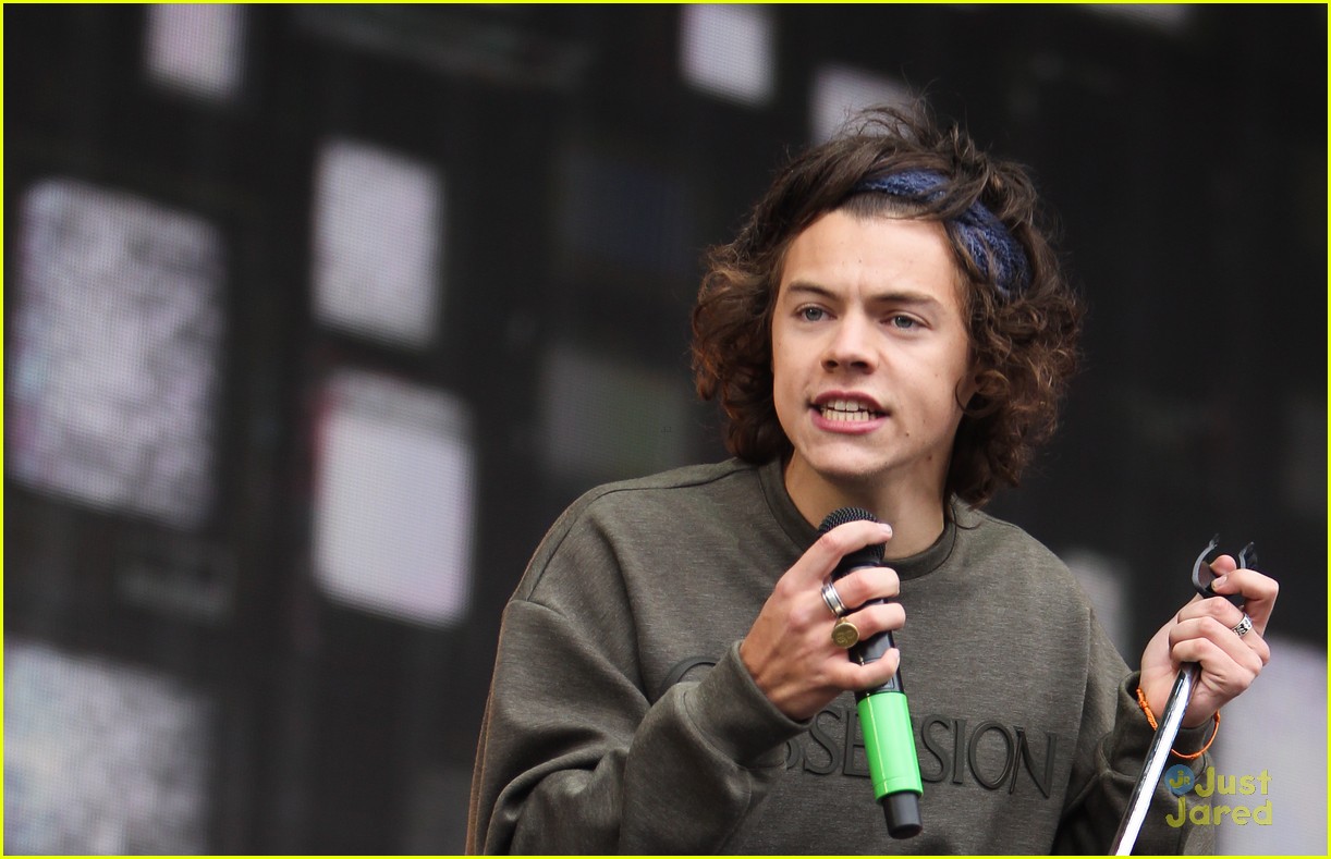One Direction Turn Up BBC Radio 1's Big Weekend - See All The Pics ...