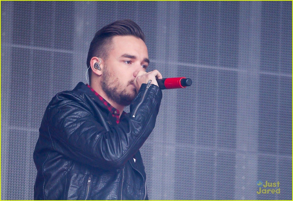 One Direction Turn Up BBC Radio 1's Big Weekend - See All The Pics ...