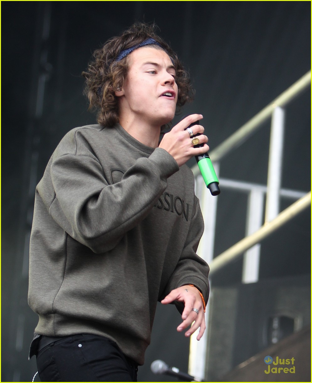 One Direction Turn Up BBC Radio 1's Big Weekend - See All The Pics ...