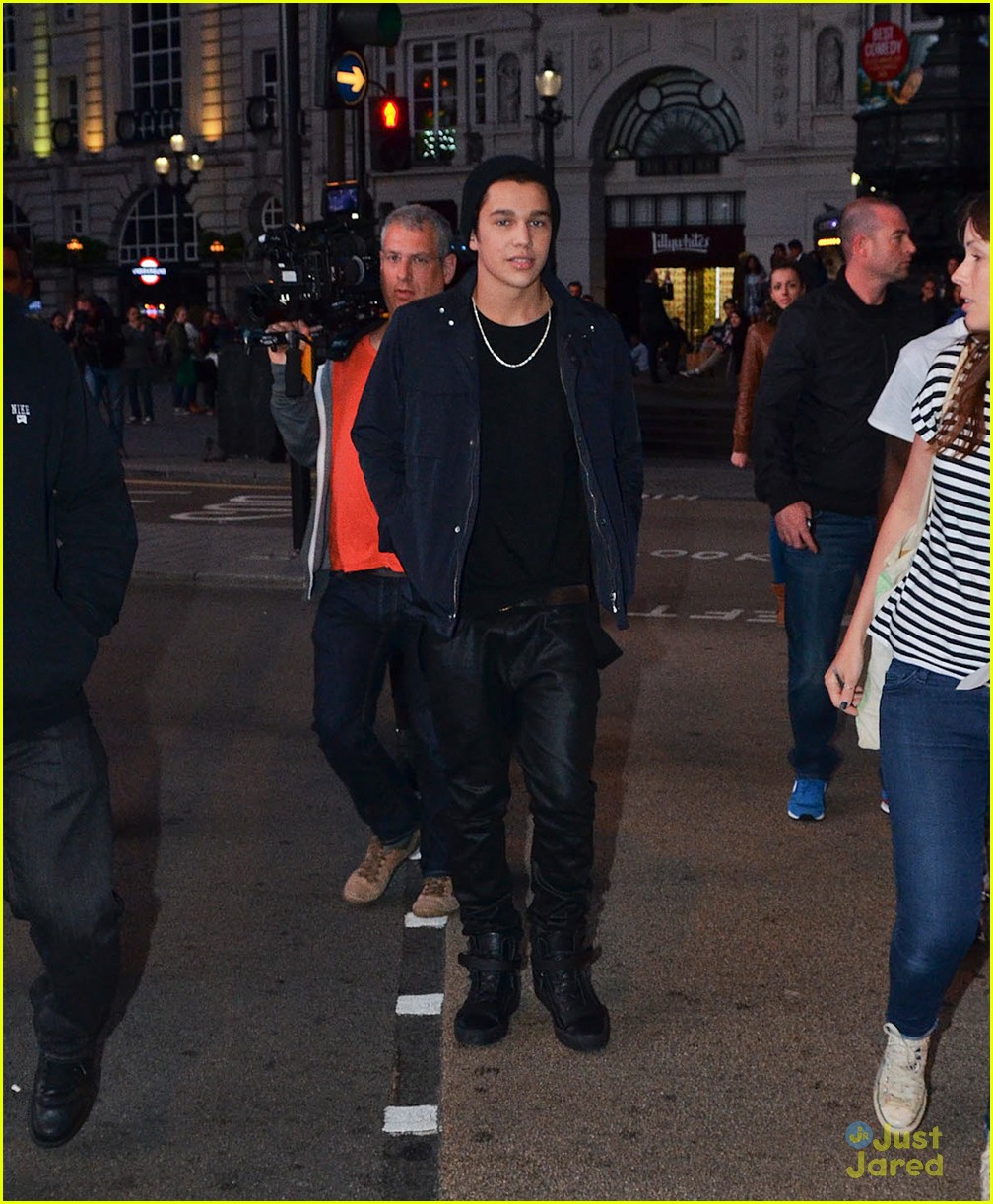 Austin Mahone Shoots 'Shadow' Music Video on Location in London ...