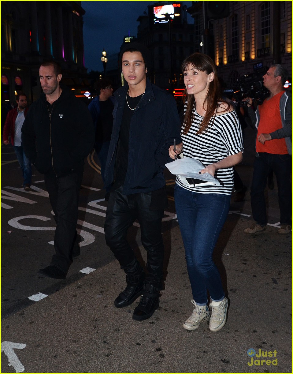 Austin Mahone Shoots 'Shadow' Music Video on Location in London ...