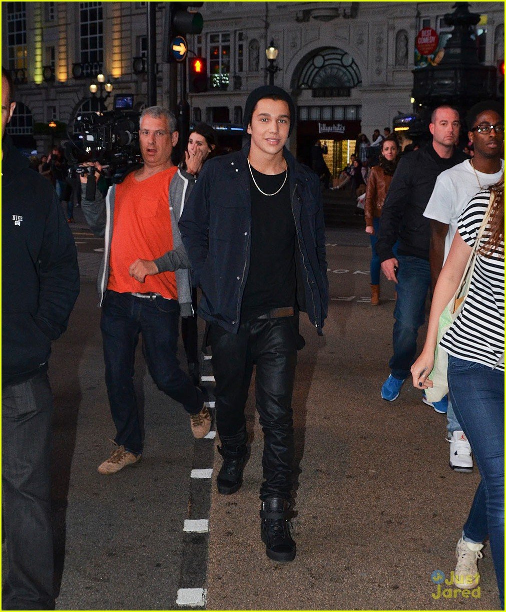 Austin Mahone Shoots 'Shadow' Music Video on Location in London ...