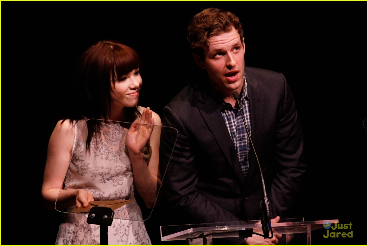 Carly Rae Jepsen & Joe Carroll: Cinderella & Prince Charming Go To The ...