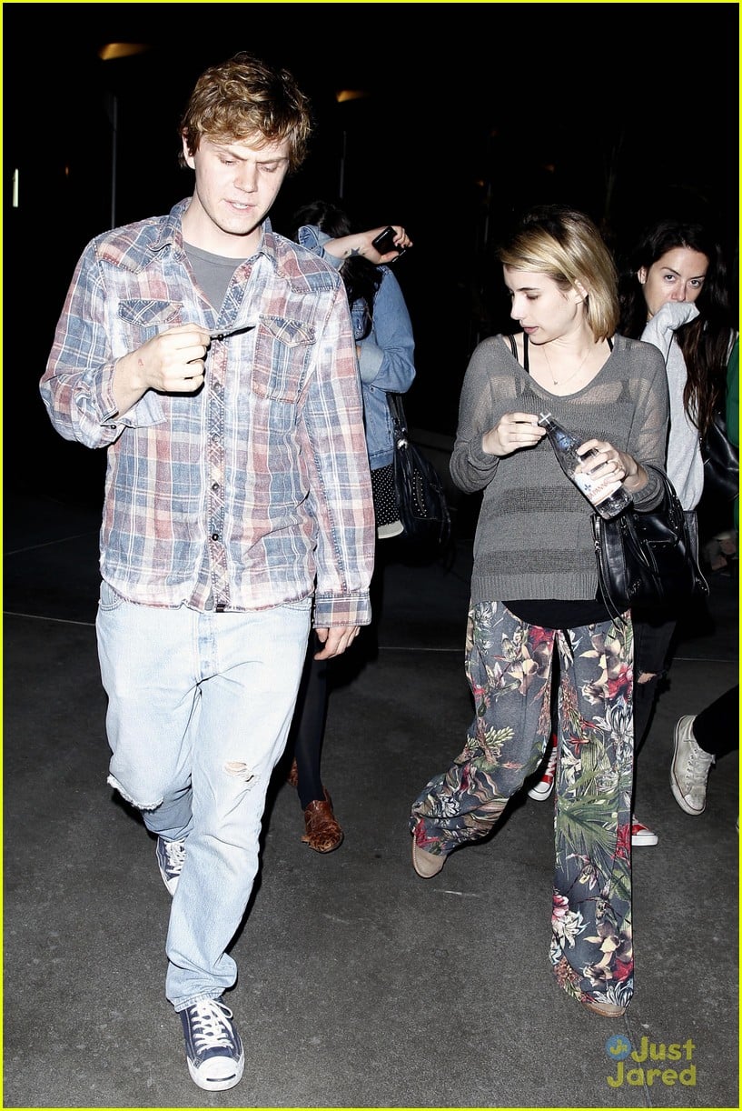 Evan Peters Says First Kiss with Emma Roberts was 'Really Awkward ...