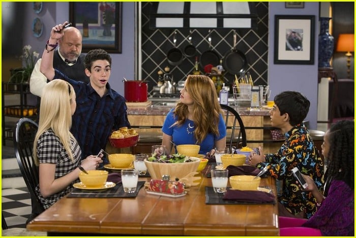 Get a Sneak Peek of First Lady Michelle Obama on 'Jessie'! | Photo ...