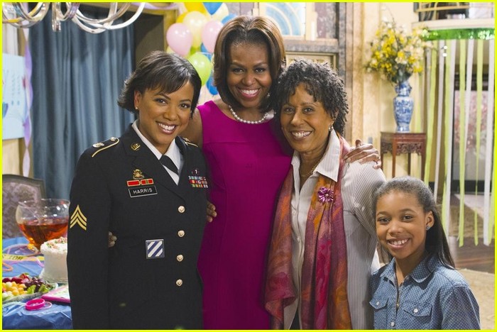 Get a Sneak Peek of First Lady Michelle Obama on 'Jessie'! | Photo ...