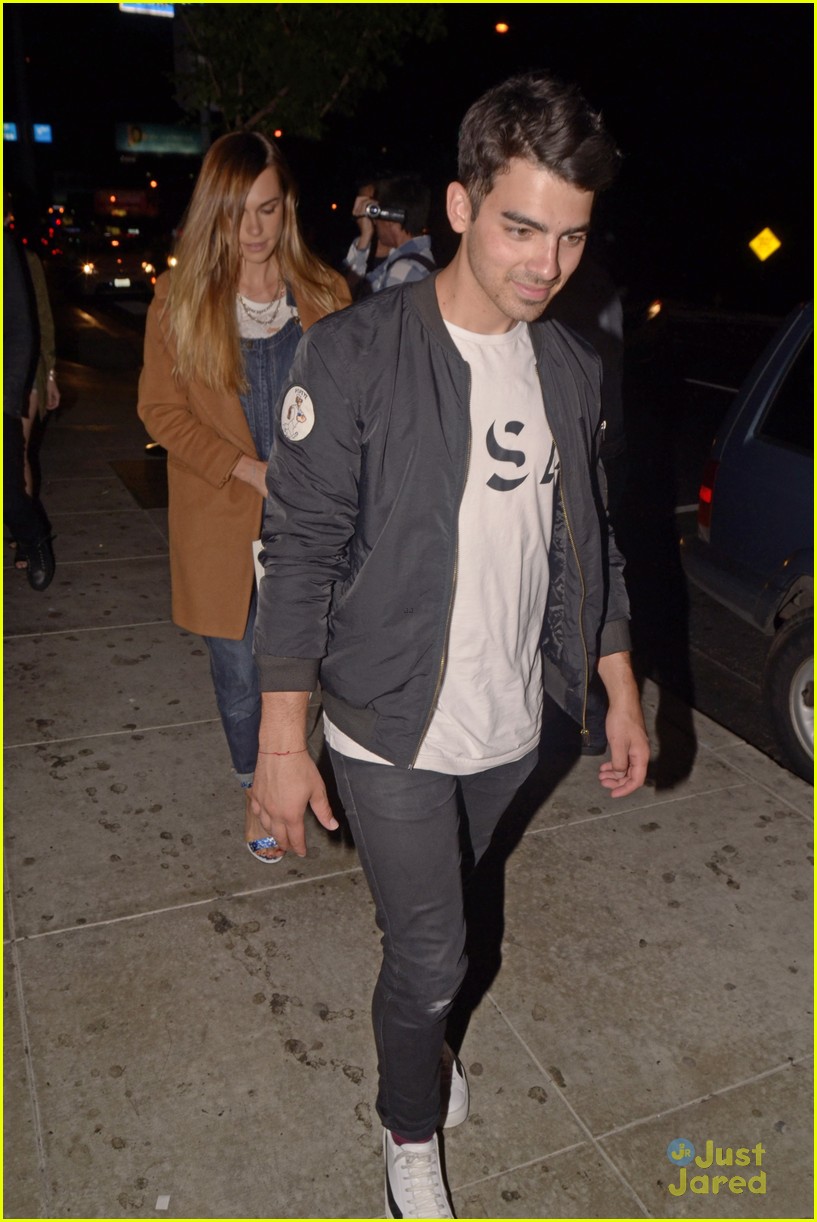 Joe Jonas And Blanda Eggenschwiler Are A Nylon Party Pair For Memorial Day Photo 679935