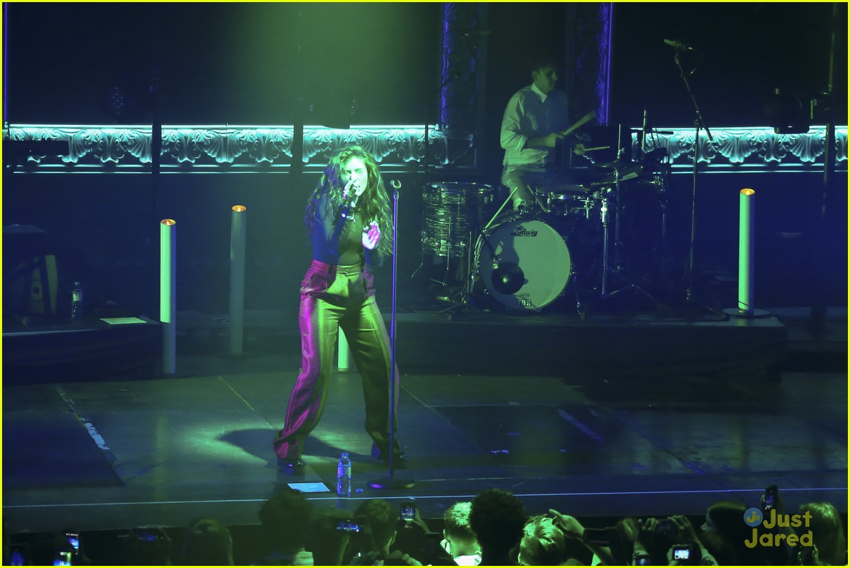 Lorde Announces New Australian Tour Dates | Photo 680947 - Photo ...