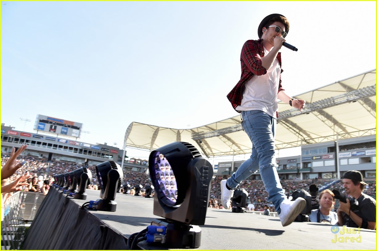 R5 & Rixton Play On at Wango Tango 2014 | Photo 674283 - Photo Gallery ...