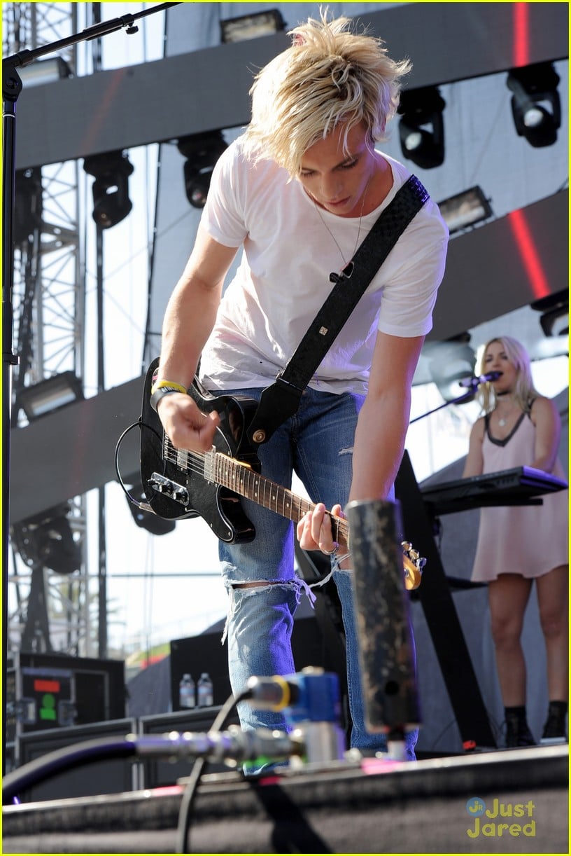 R5 & Rixton Play On at Wango Tango 2014 | Photo 674286 - Photo Gallery ...