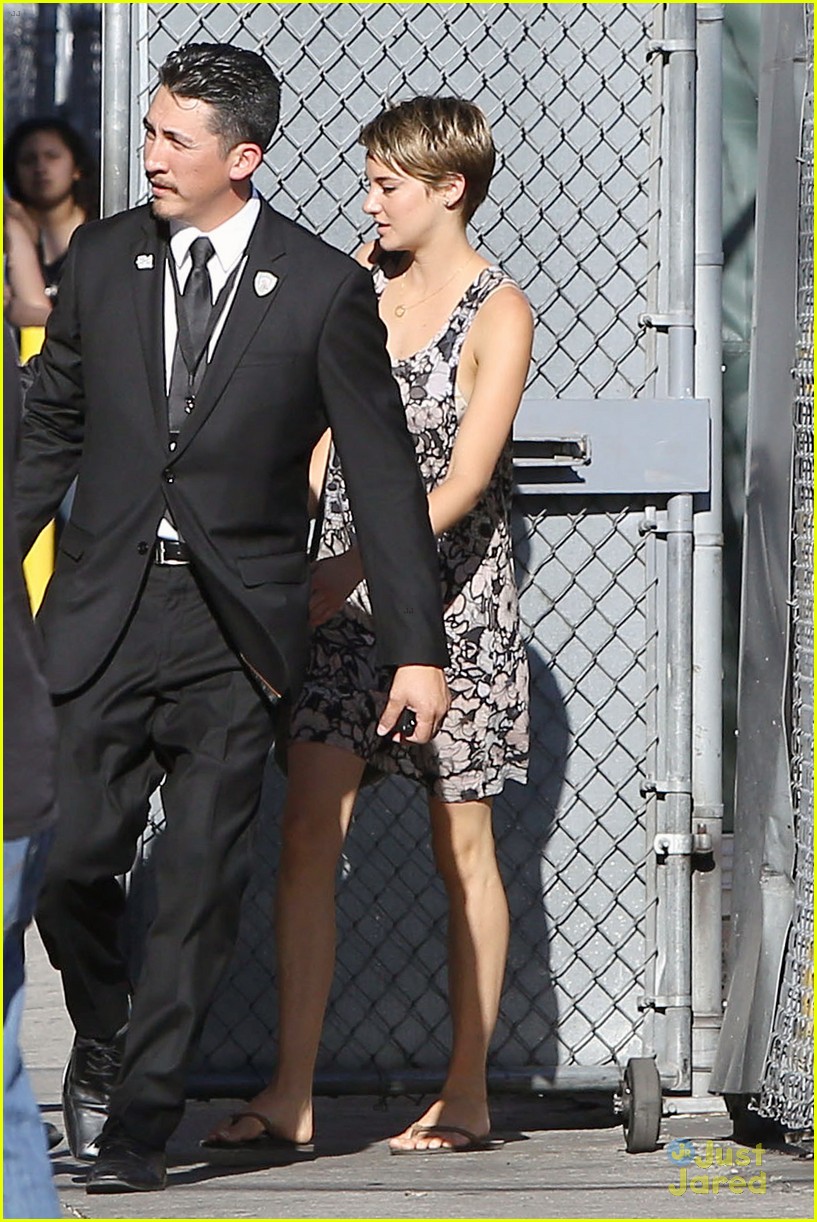 Shailene Woodley Gave Her House to Her Grandma! | Photo 676510 - Photo ...