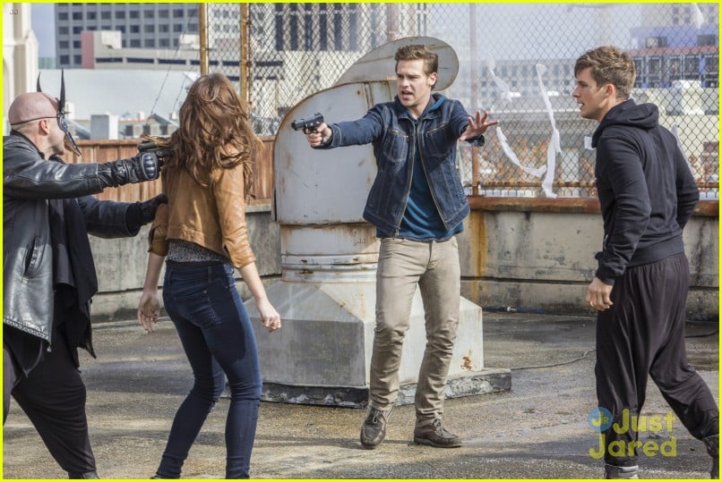 Full Sized Photo of star crossed series finale pics 08 | 'Star-Crossed ...