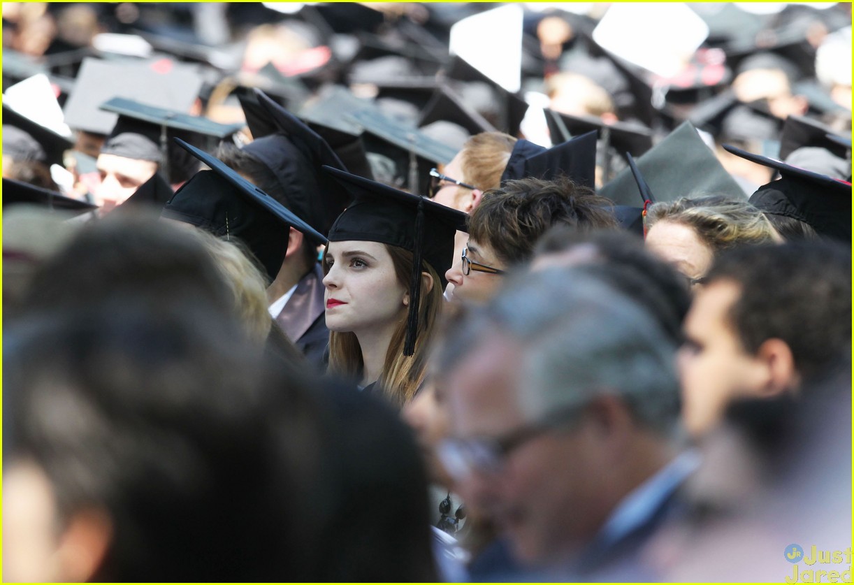 Emma Watson Graduates From Brown University - See the Pics Here ...