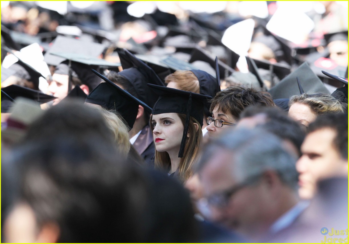 Emma Watson Graduates From Brown University - See the Pics Here ...