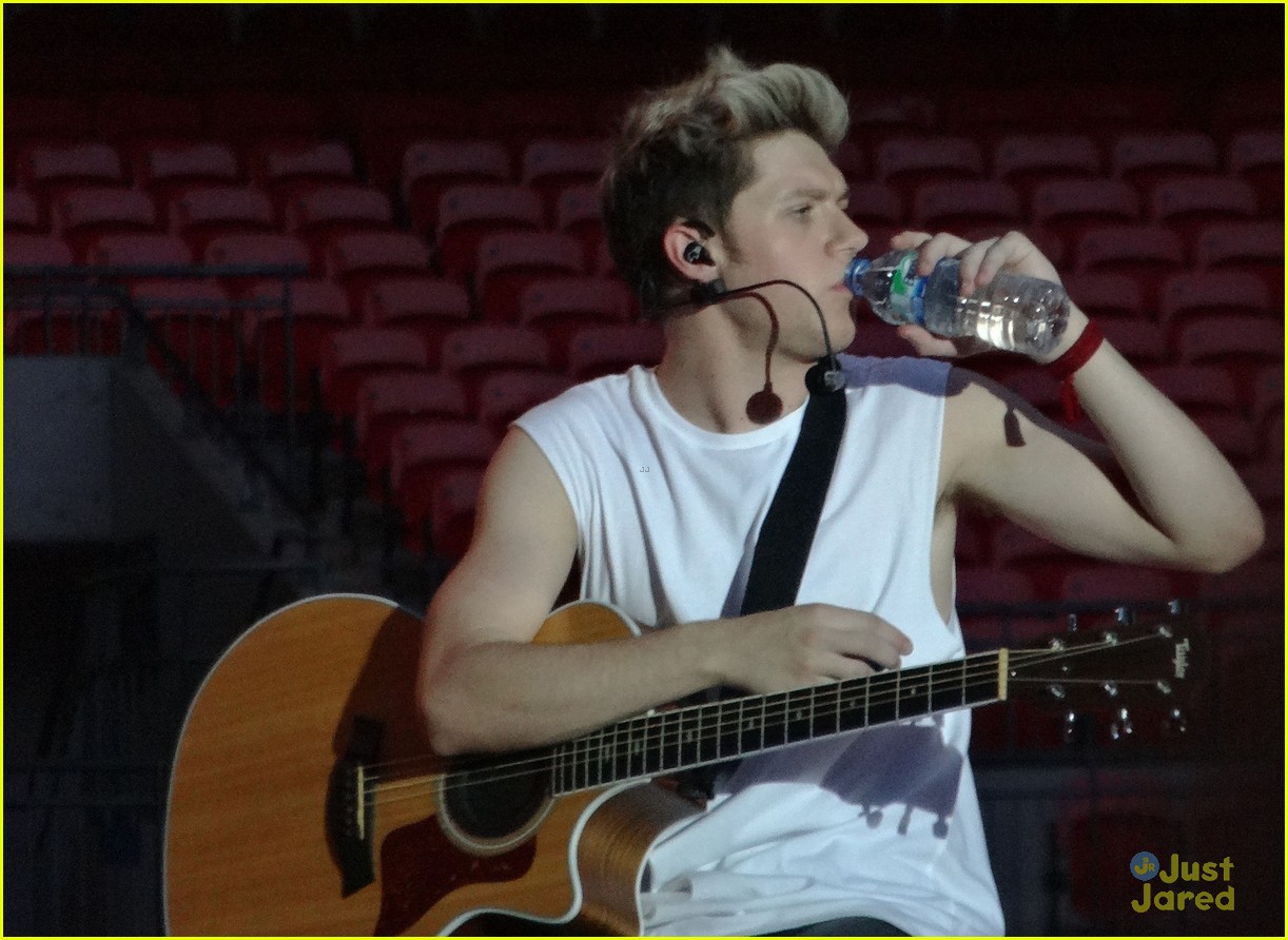 One Direction Announces New Summer Fragrance 'You & I' (Video) | Photo ...