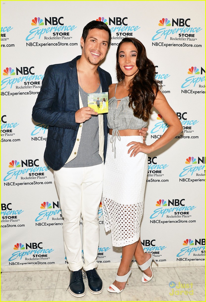 Alex & Sierra Serenade the 'Today Show' Crowd with First Single ...