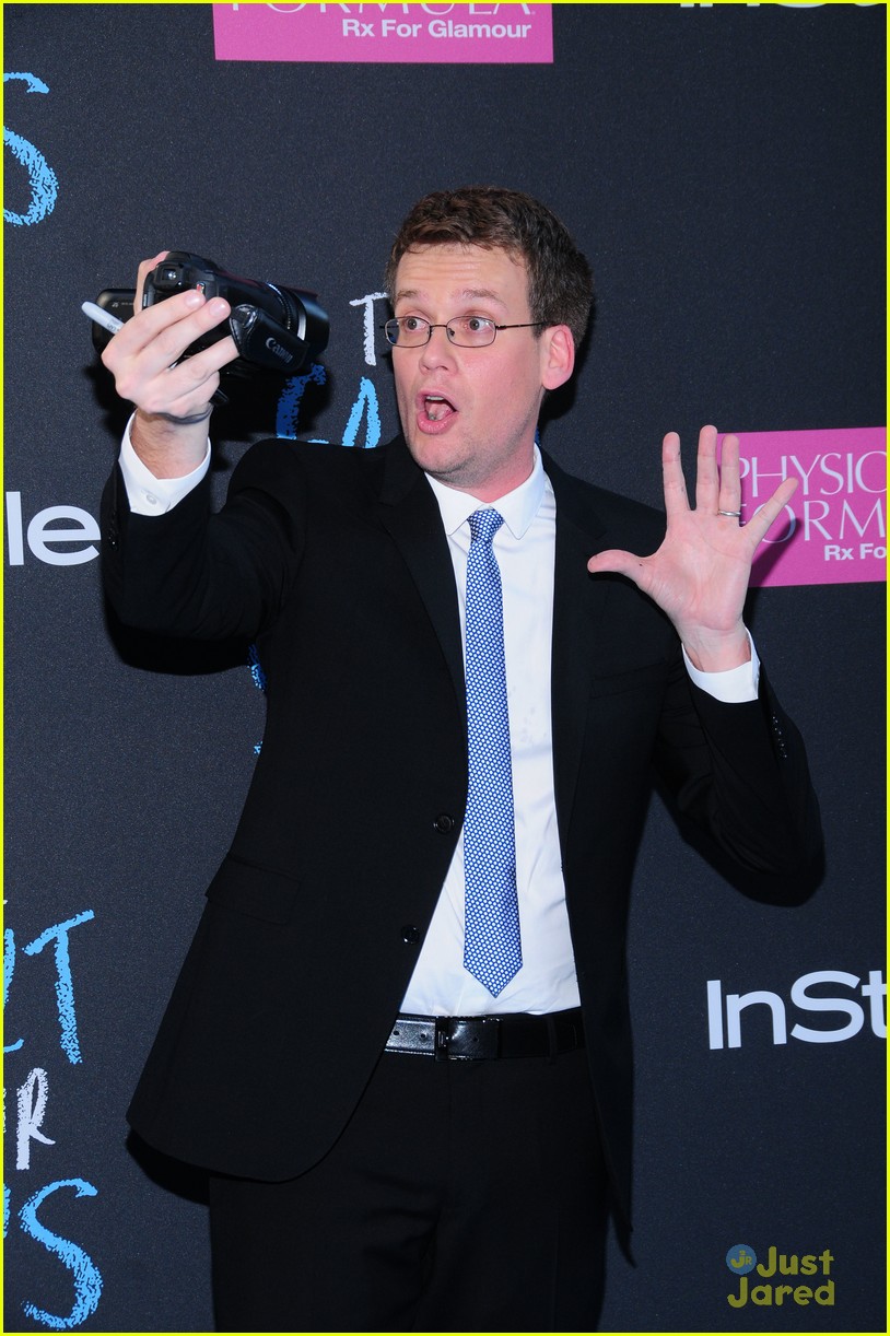 Birdy & Author John Green Hit 'The Fault in Our Stars' Blue Carpet in ...