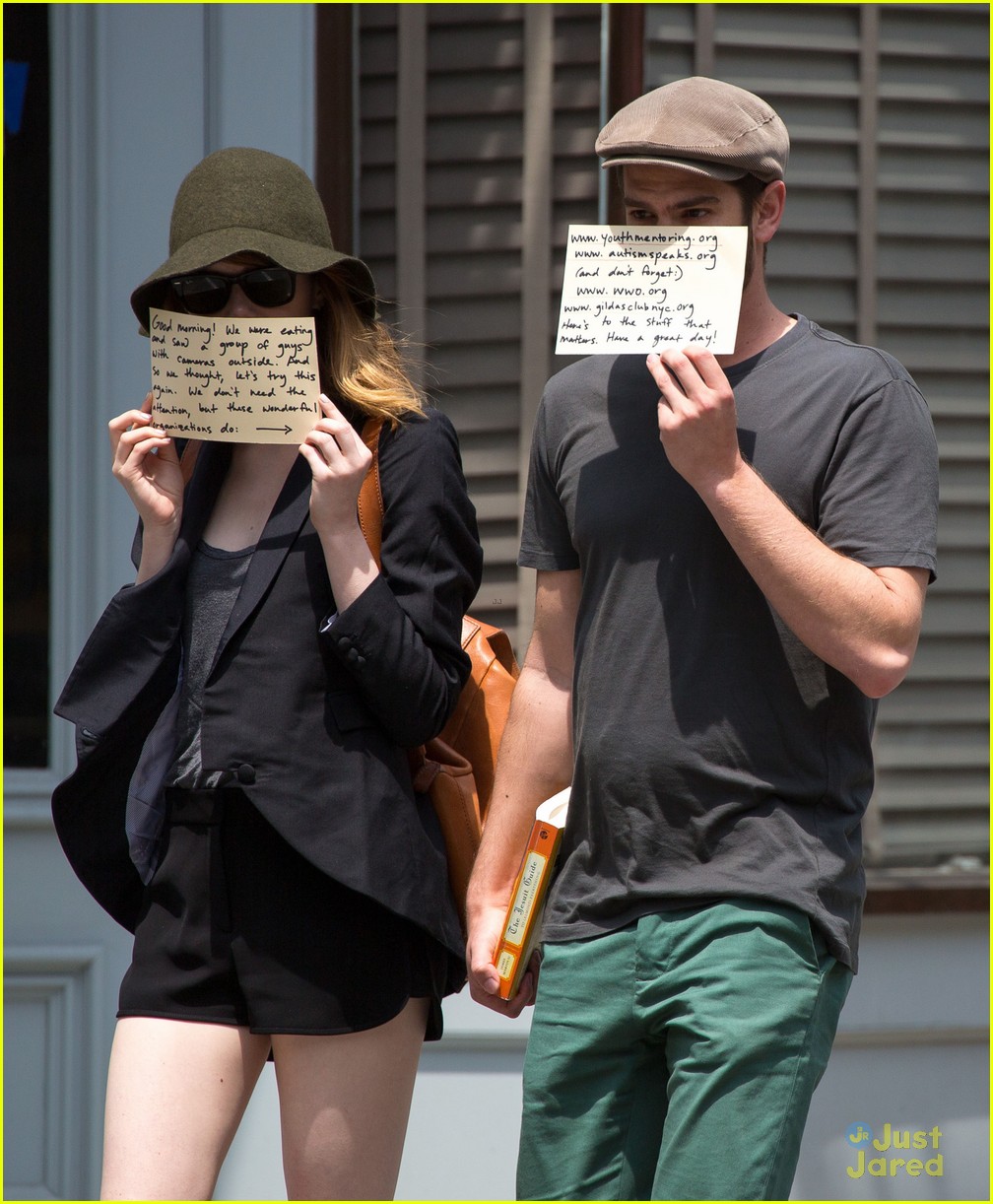 Emma Stone & Andrew Garfield Use the Paparazzi to Promote Some Good ...