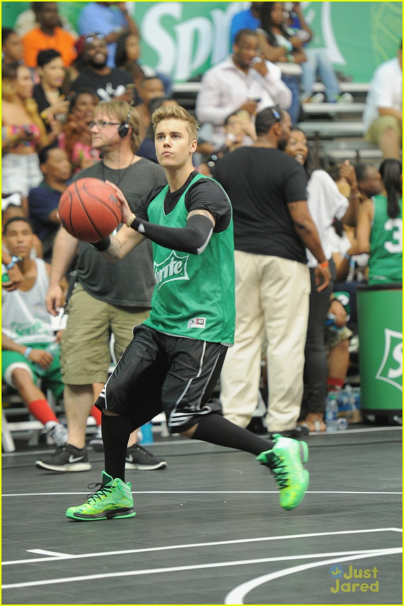 Justin Bieber Reverse Yams It at Sprite's Celeb Basketball Game ...