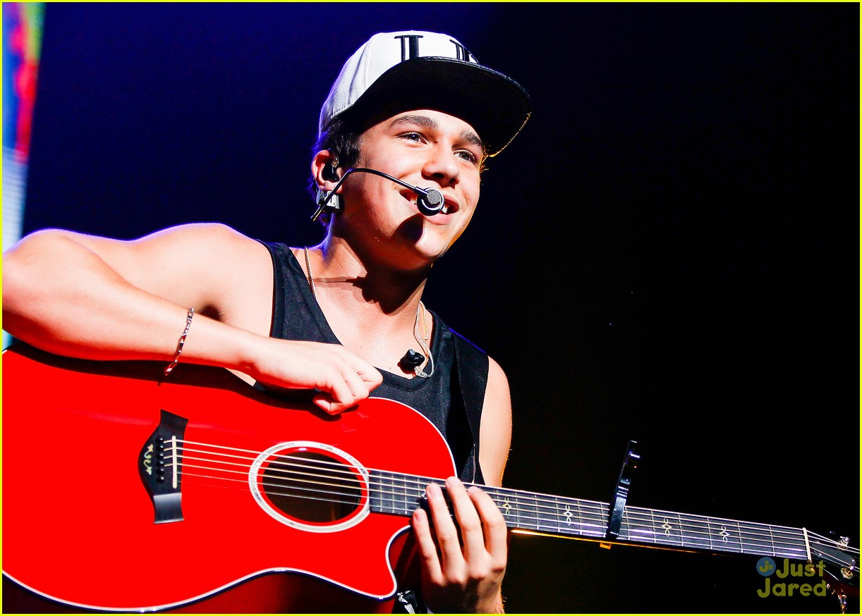 Little Mix & Austin Mahone Perform for WZPL Birthday Bash 2014 | Photo ...