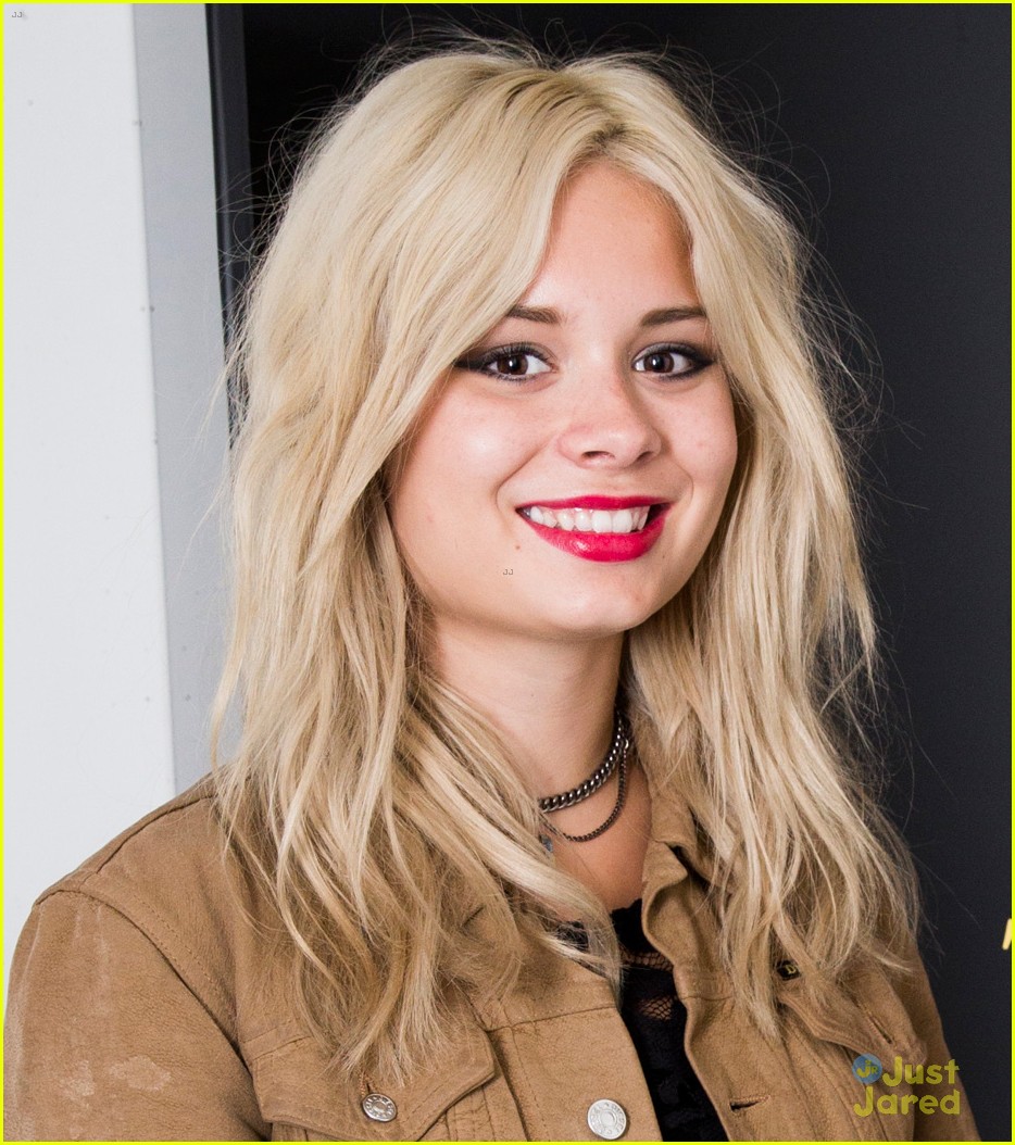 Full Sized Photo of nina nesbitt swim teats fault in our stars 04 ...