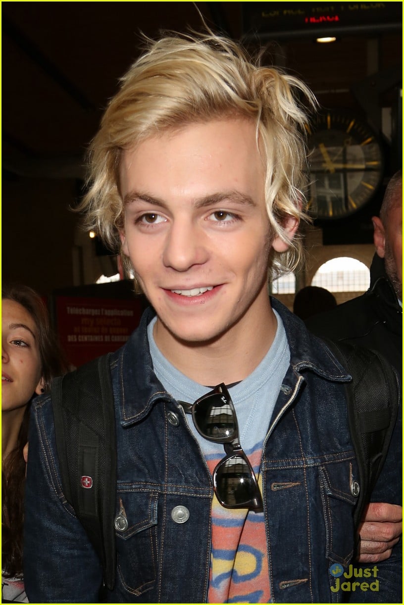 Ross Lynch Brings R5's 'Louder Tour' to Paris! | Photo 686468 - Photo ...
