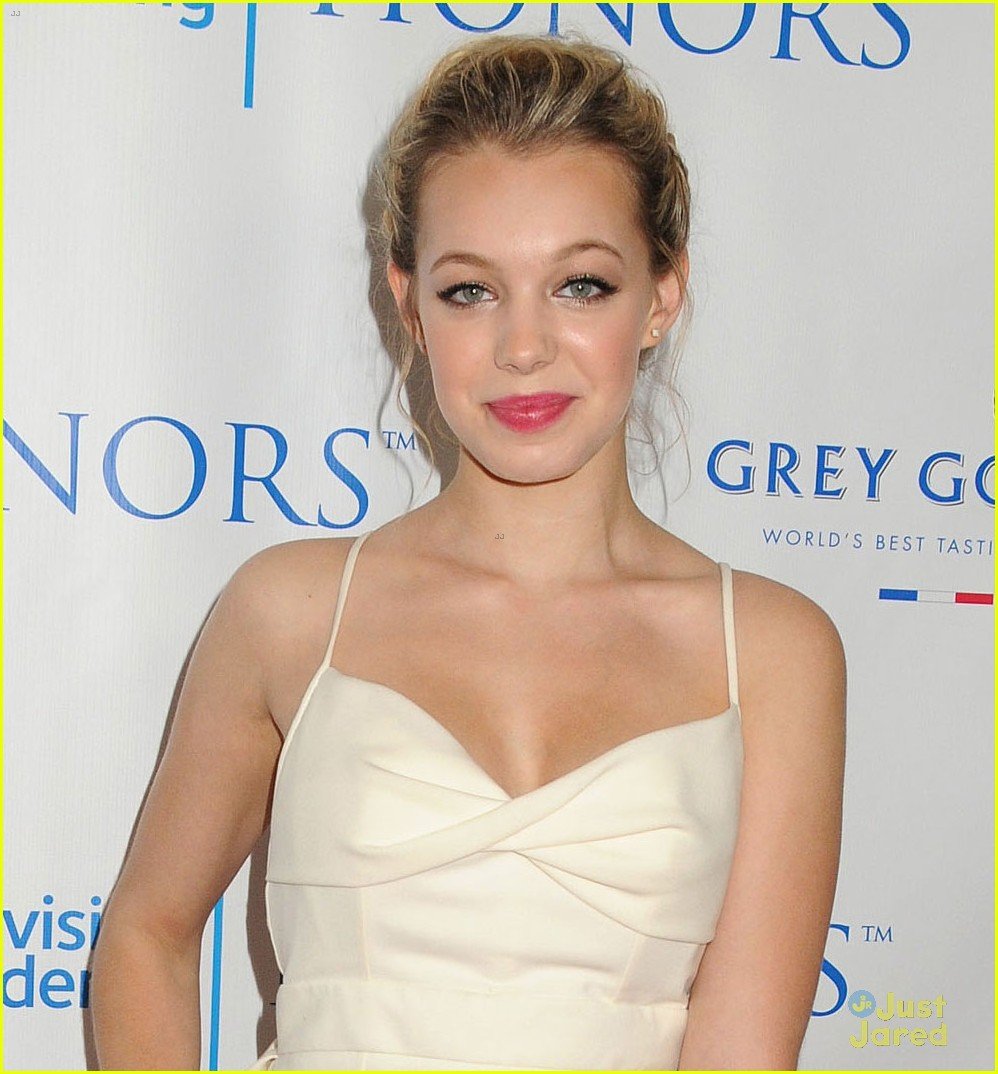 Sadie Calvano And Blake Garrett Rosenthal Mom Honored By Television