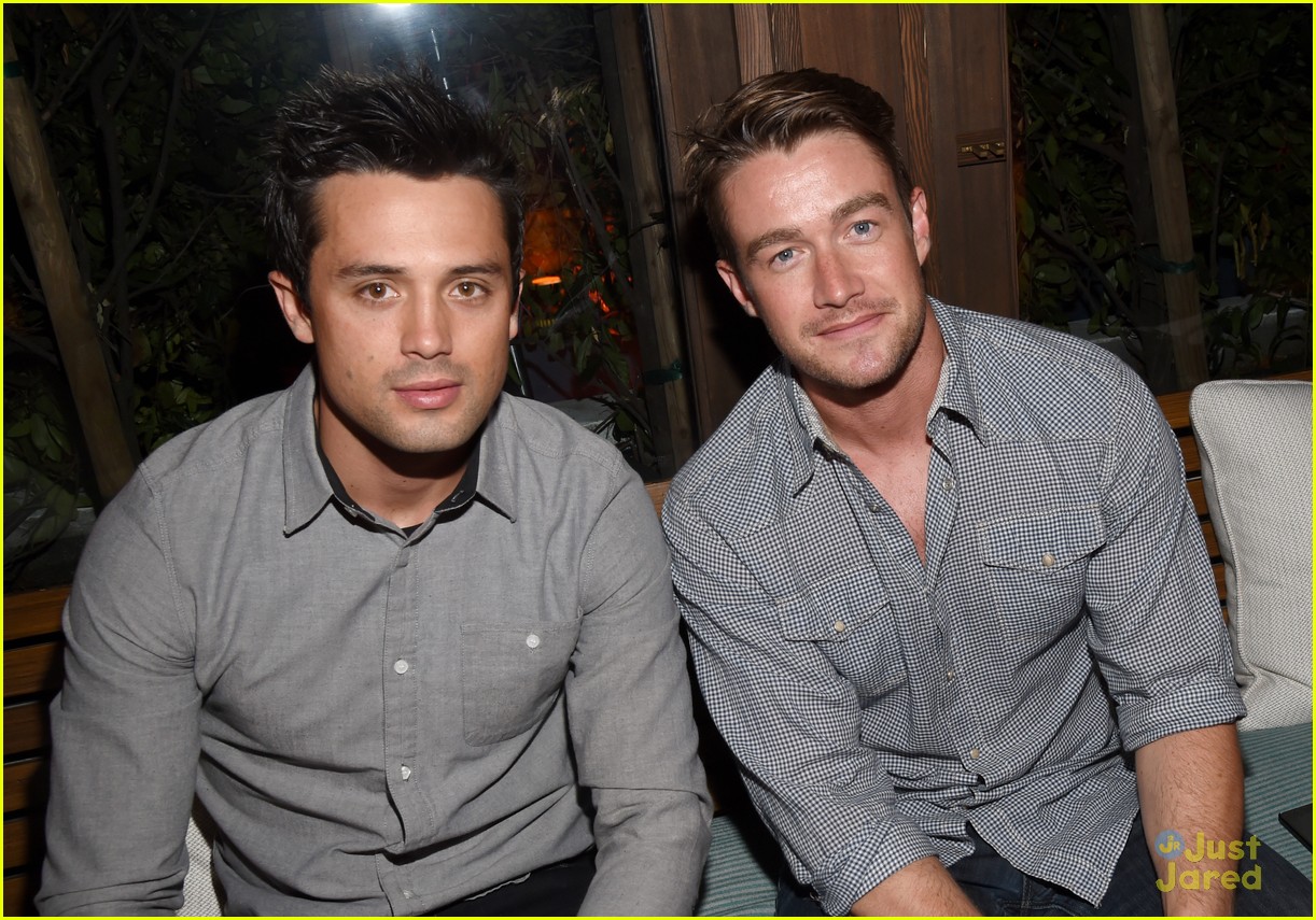 'One Tree Hill' Alums Stephen Colletti & Robert Buckley Reunite at Take ...