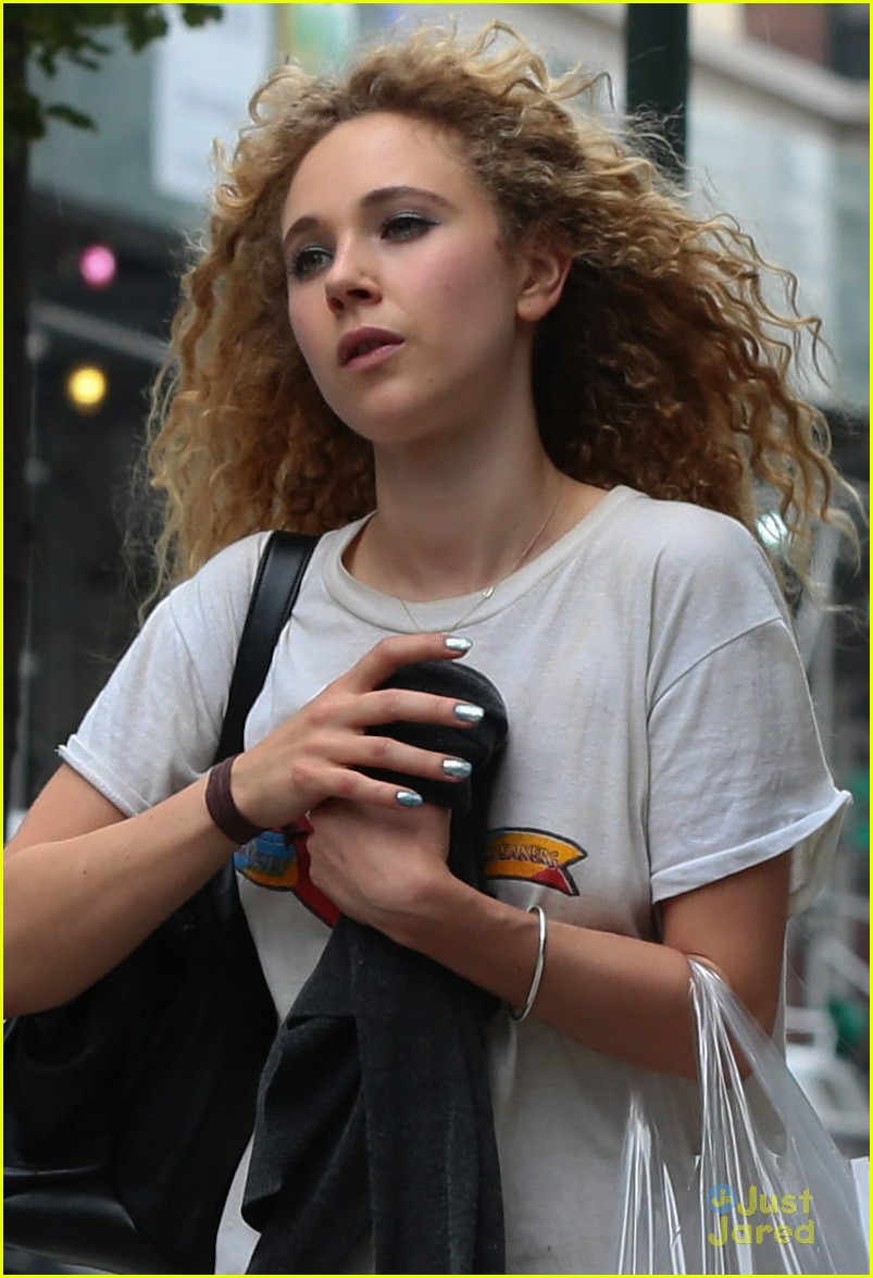 Juno Temple Makes 'Rock 'N Roll' Music in New York City | Photo 687766 ...