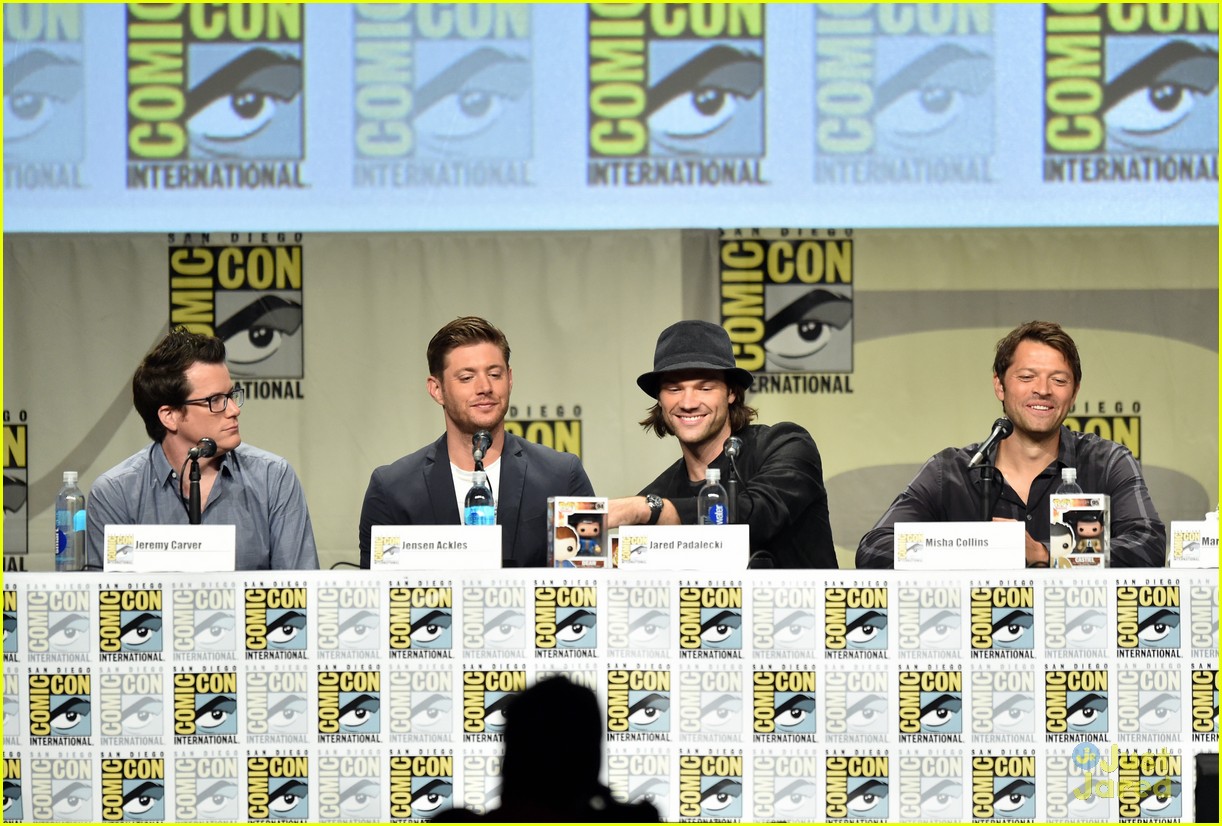 Full Sized Photo of jared padalecki jensen ackles comic con 12 | Jensen ...