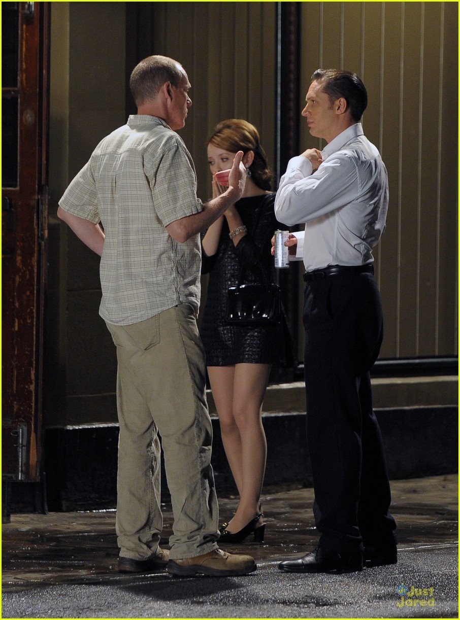 Emily Browning & Tom Hardy Look Happy to Shoot 'Legend' Night Scenes | Photo 696874 - Photo ...