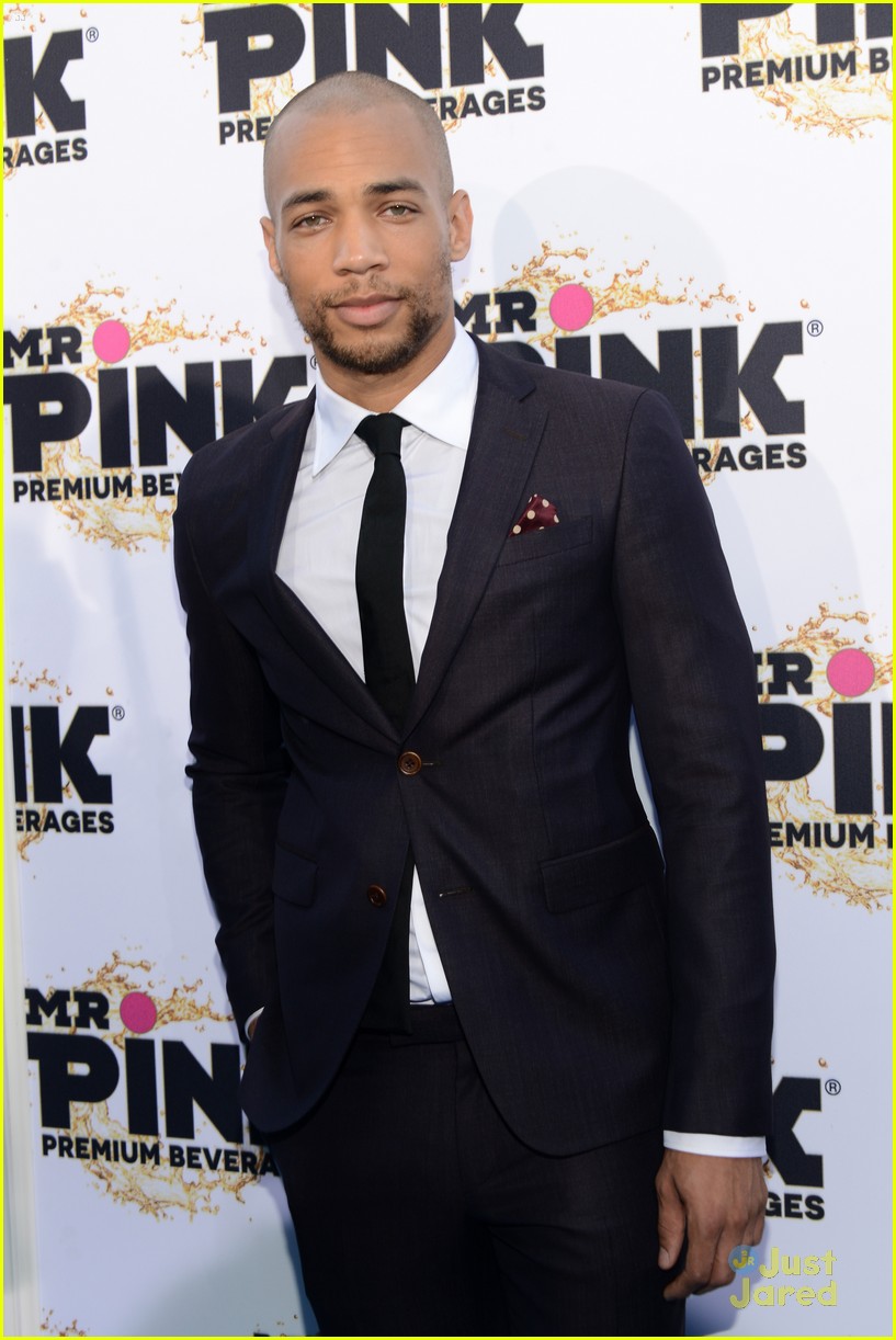Full Sized Photo of cameron kendrick teo young hollywood awards 11 | We ...