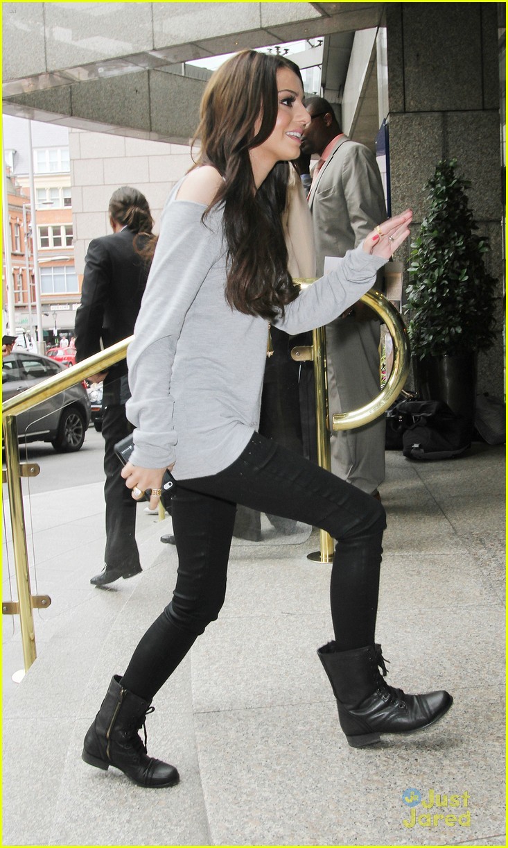 Cher Lloyd Poses For Pug Pictures Outside ITV Studios | Photo 697555 ...