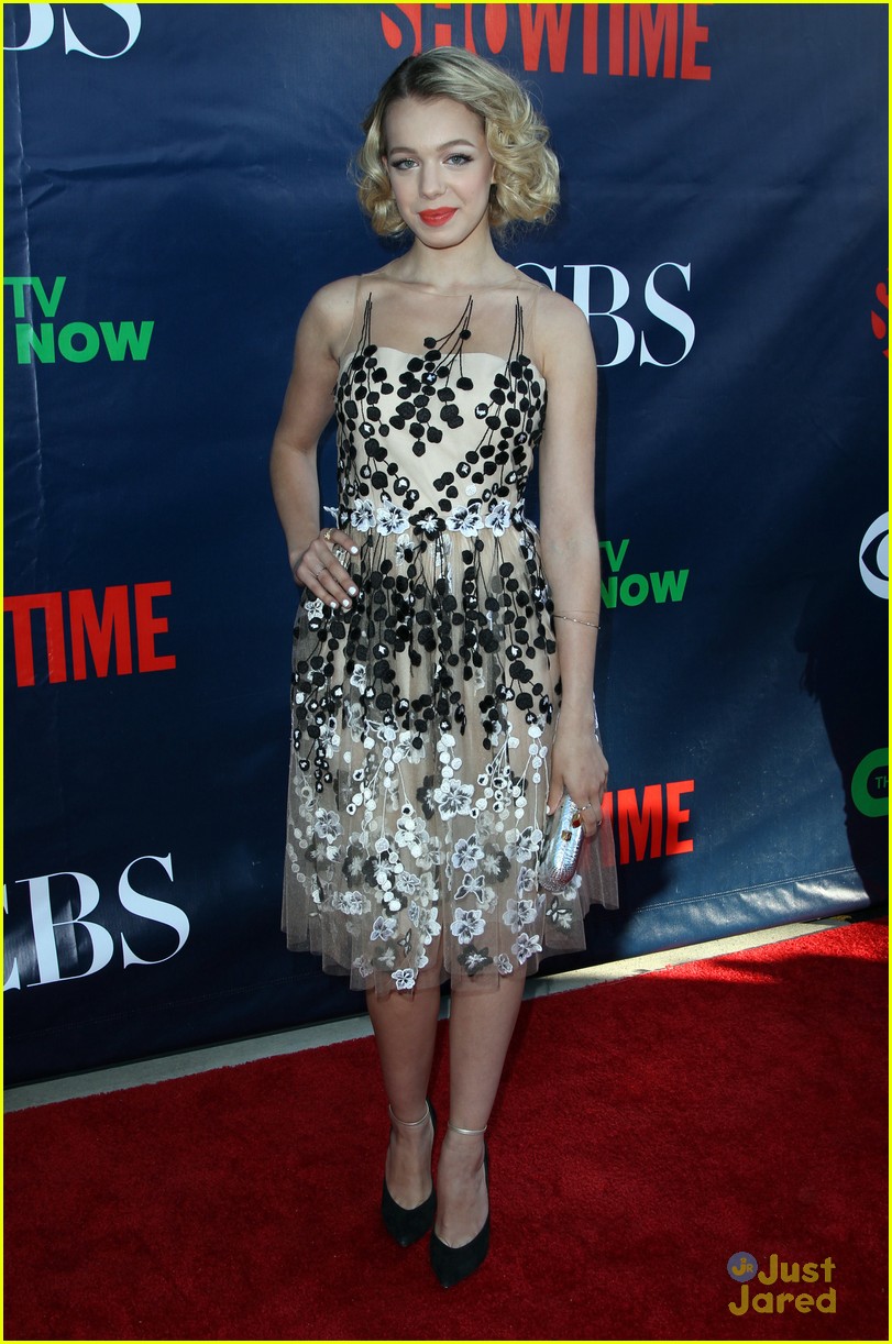 Kat Dennings & Beth Behrs May Be '2 Broke Girls,' But They Know How to ...