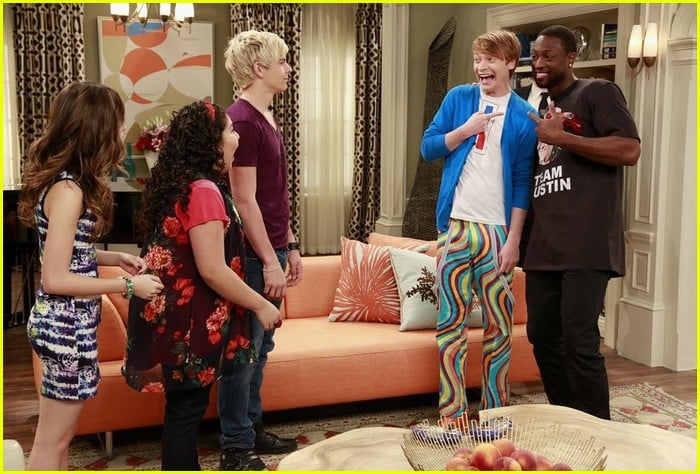 Who Knew Basketball Player Dwyane Wade Was A Huge Austin Moon Fan ...