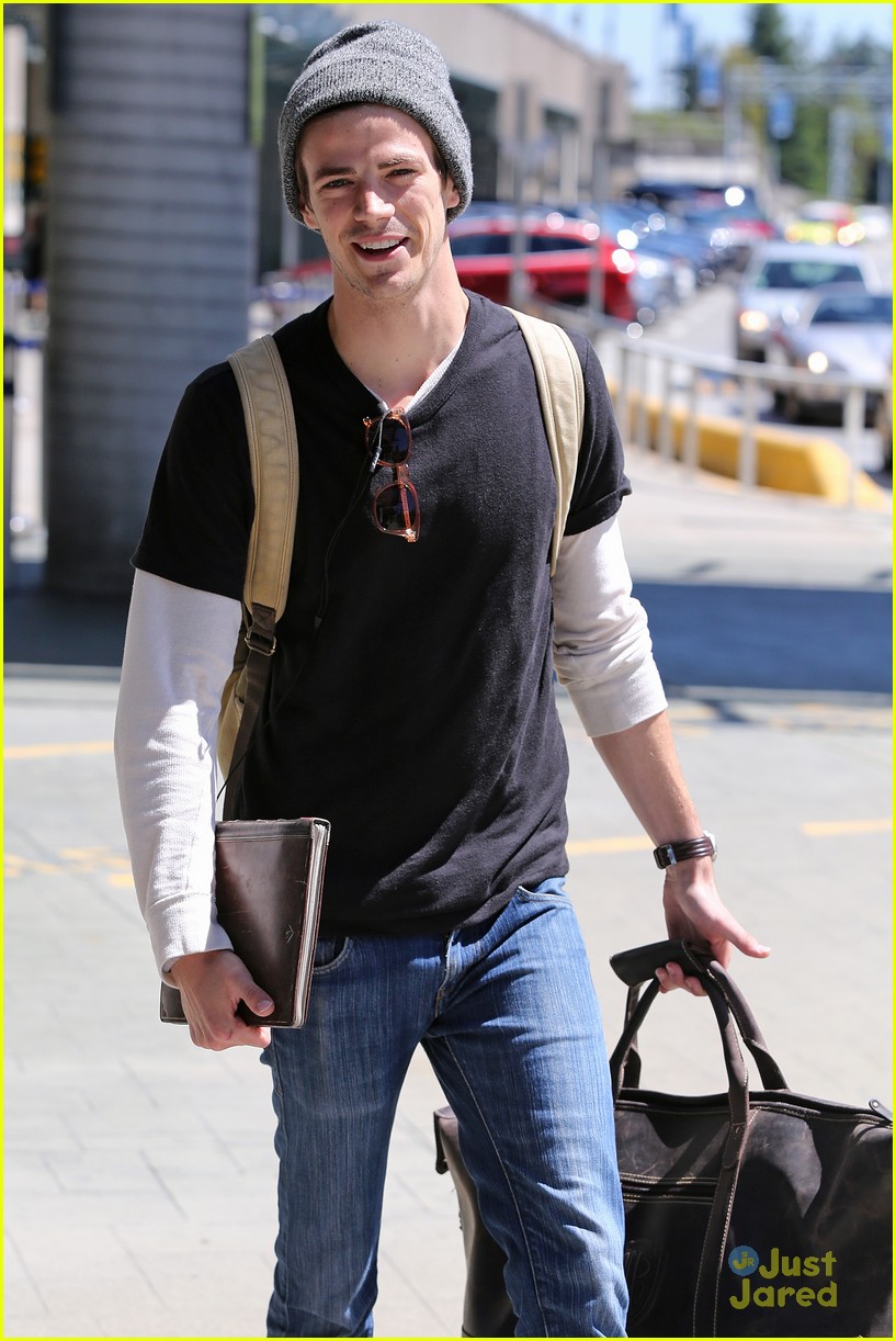 Grant Gustin Is Back In Vancouver In A 'Flash' After Comic-Con | Photo ...