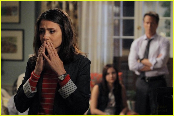 It's Time For April To Tell Her Family About Her Cancer in 'Chasing ...