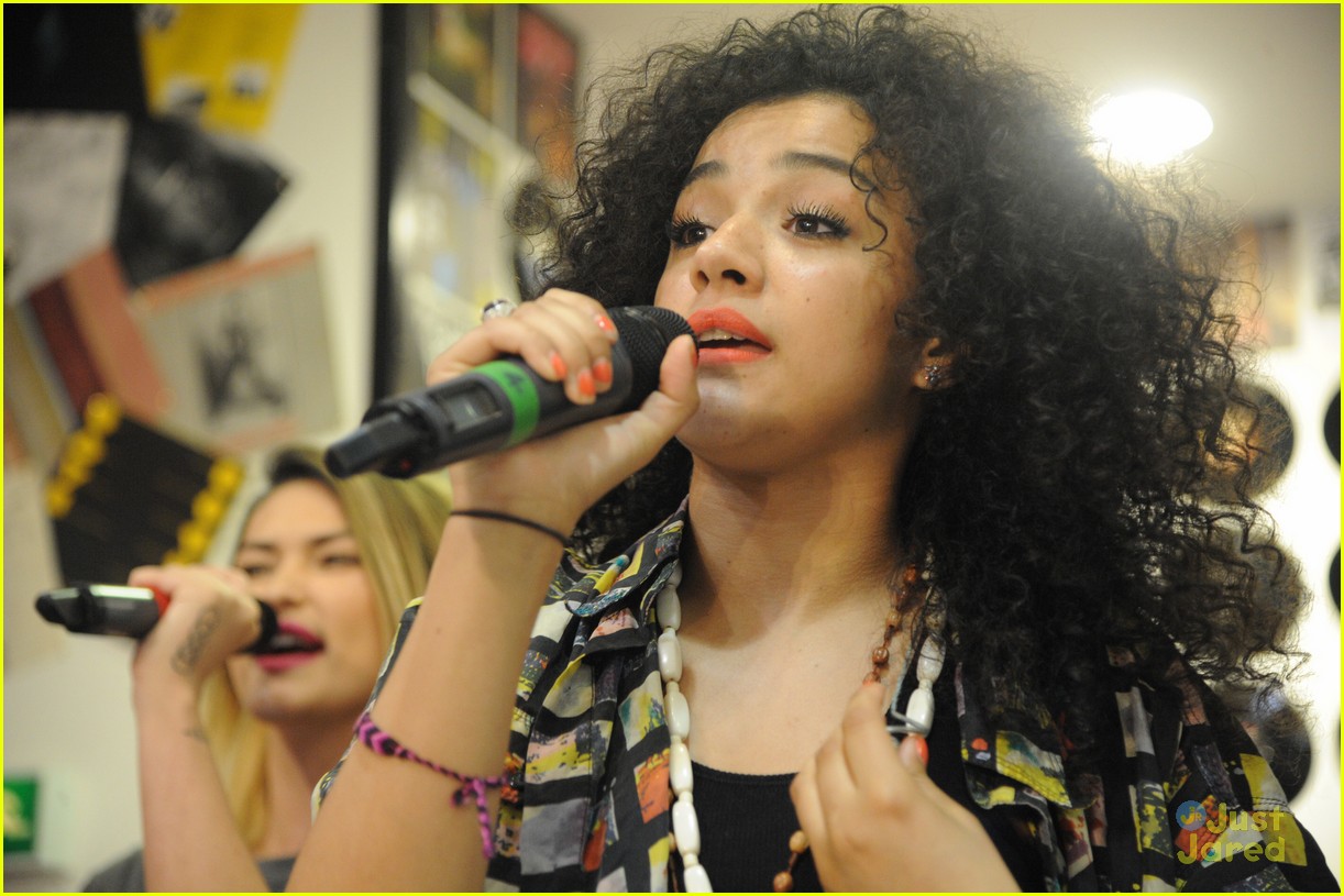 Neon Jungle Drop Debut Album & Have HMV Signing Party To Celebrate ...