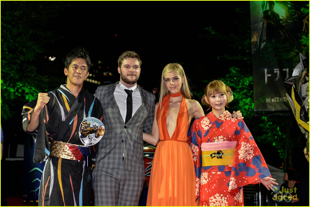 Nicola Peltz & Jack Reynor Take 'Transformers' to Tokyo! | Photo 700482 ...