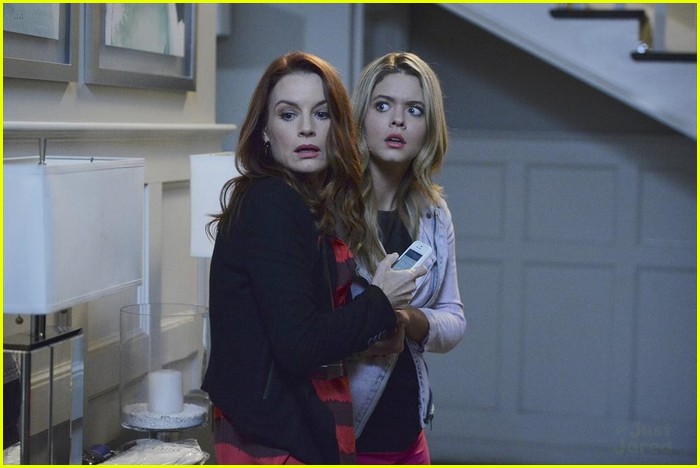 Hanna & Caleb Share A Cabin Kiss on 'Pretty Little Liars' Tonight ...