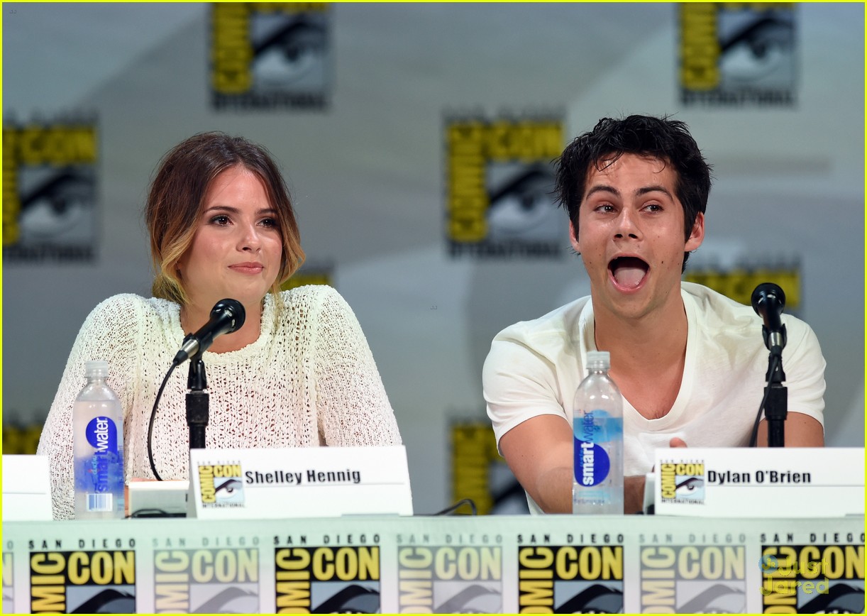 Tyler Posey & Dylan O'Brien Reuniting At Comic-Con 2014 Is The Best ...