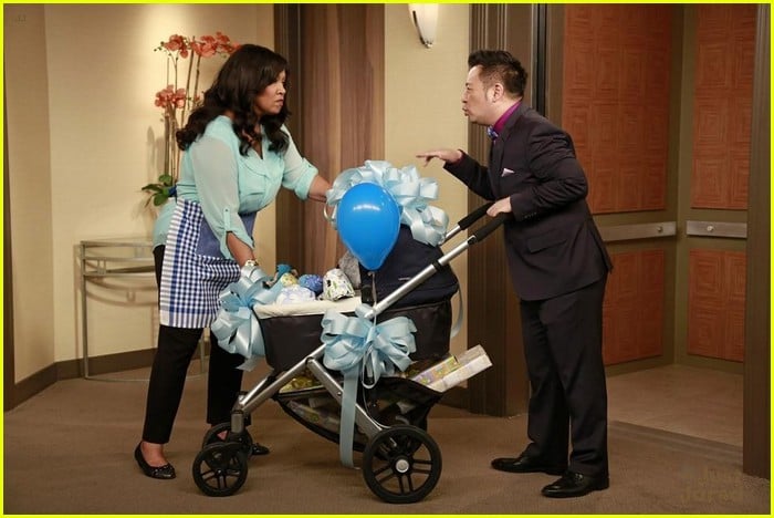 Is There A Bun In The Oven For Gabi & Josh on 'Young & Hungry'? | Photo ...