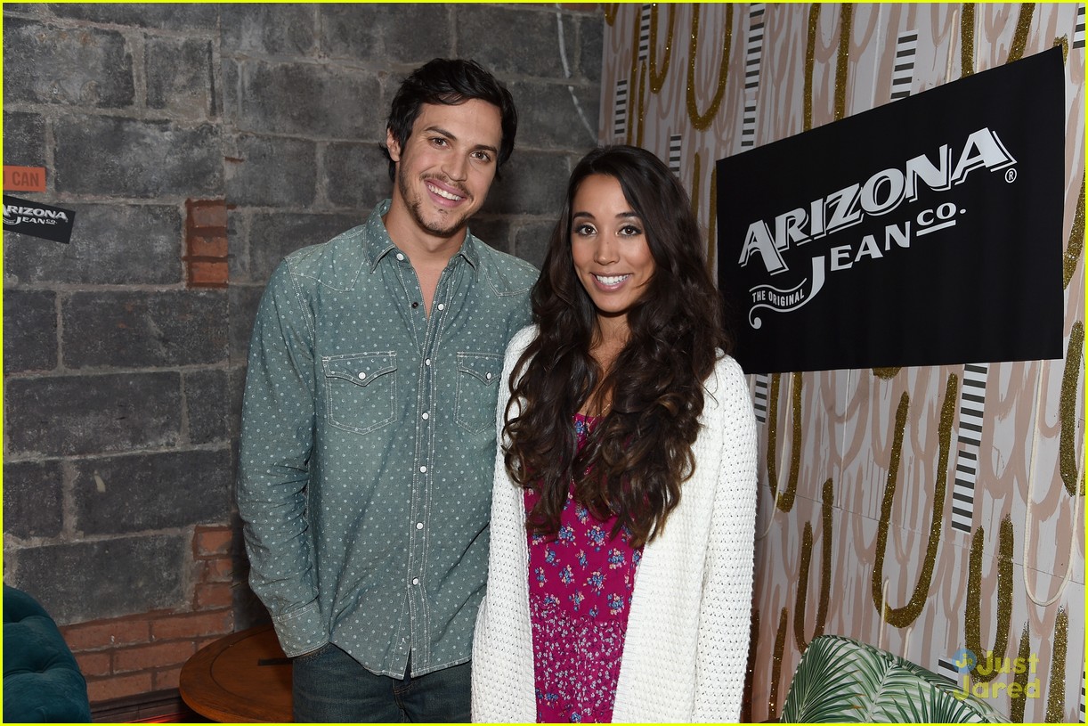 Alex & Sierra Join Tori Kelly For Arizona Jean Co. Brooklyn Event ...