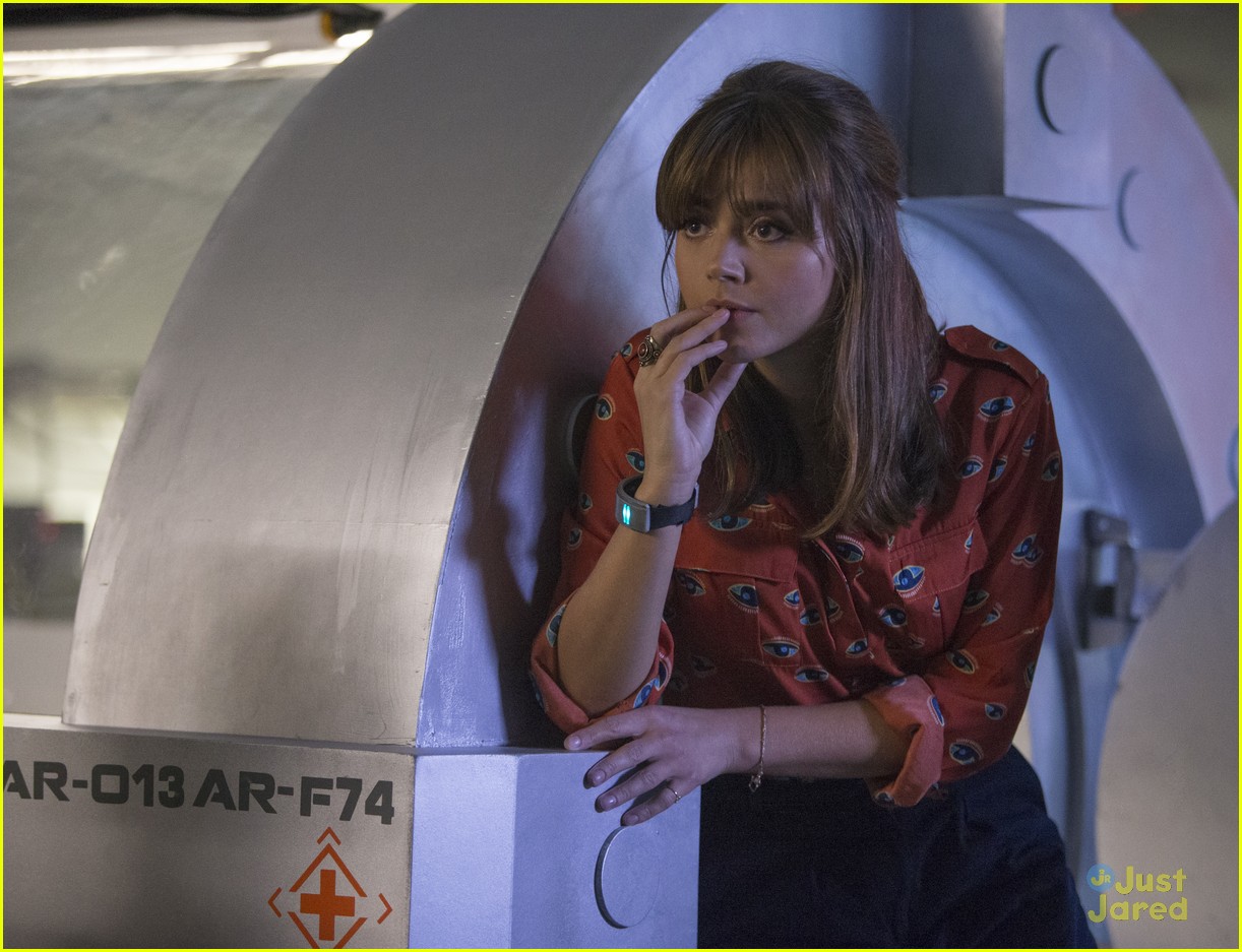 Full Sized Photo Of Jenna Coleman Doctor Who Into Dalek Stills 07 Get A Sneak Peek Of Doctor