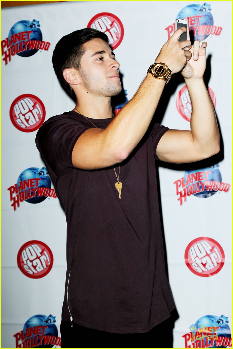 YouTube Rapper Jake Miller Causes Chaos At Planet Hollywood, Drops ...